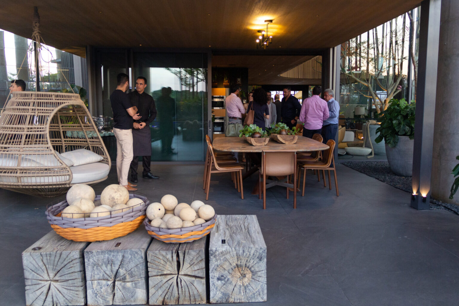 Happy Hour: Denise Zuba Arquitetos Associados celebra sucesso na ...
