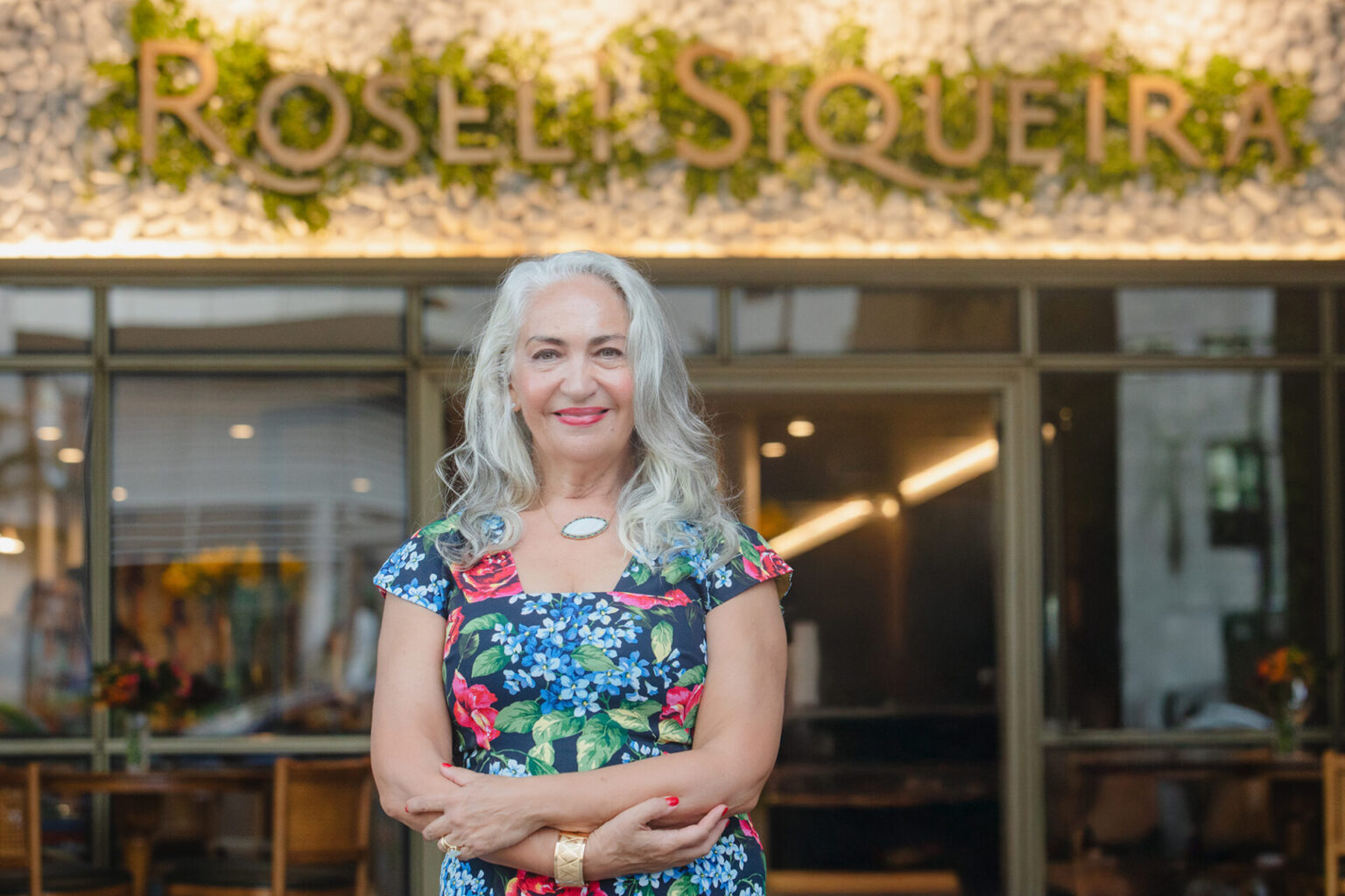 A cosmetóloga das famosas, Roseli Siqueira, inaugura clínica no Brasil ...